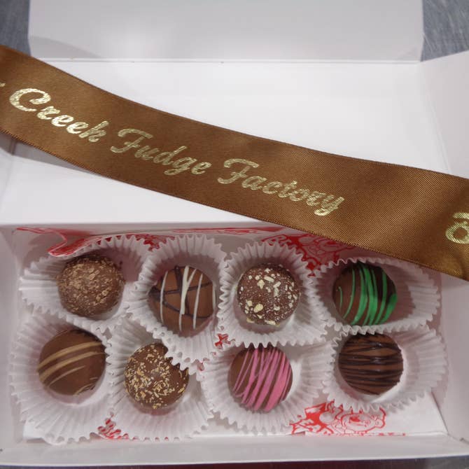 ️Truffles, Mini (pack of 24) 🐻 Milk, White and Dark – Bear Creek Candy ...